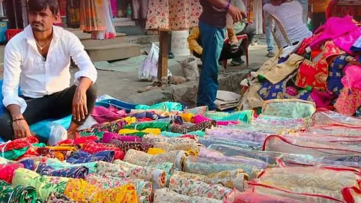 Cheapest Clothes Market: सस्ते कपड़ों के लिए फेमस हैं भारत के ये 3 थोक ...