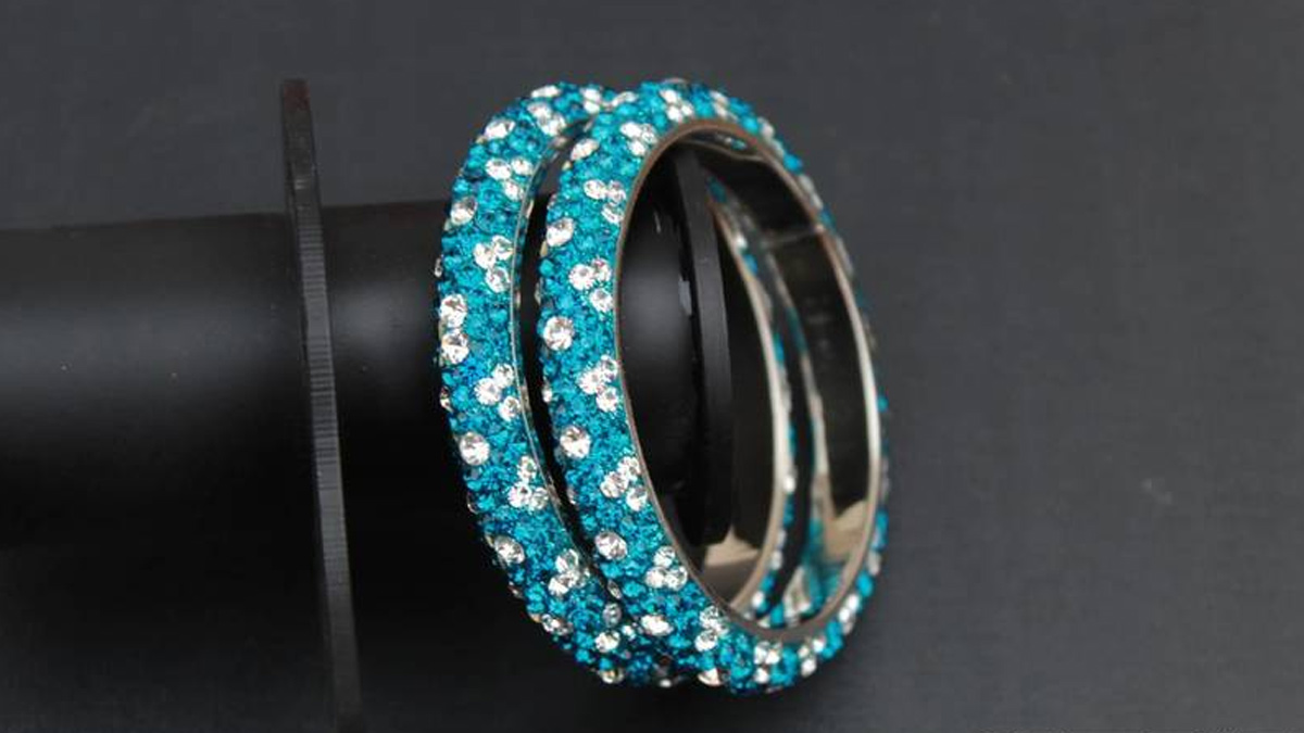 Charminari Chudi Latest Designs: बारीक कारीगरी और खूबसूरत डिजाइंस से ...