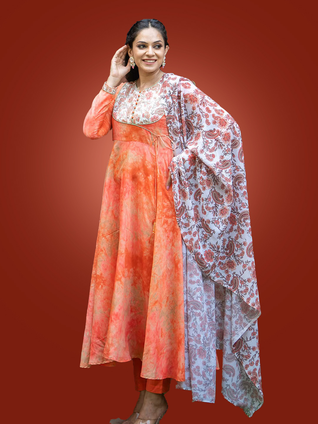 Angrakha Style Suit for Summer: सादगी में भी मिलेगा महारानी जैसा शाही ...