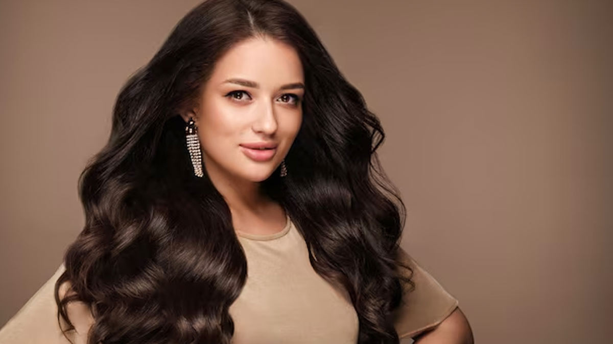 Summer Hair Care Tips for Long Hair: तपती गर्मी में ऐसे करें लंबे बालों ...