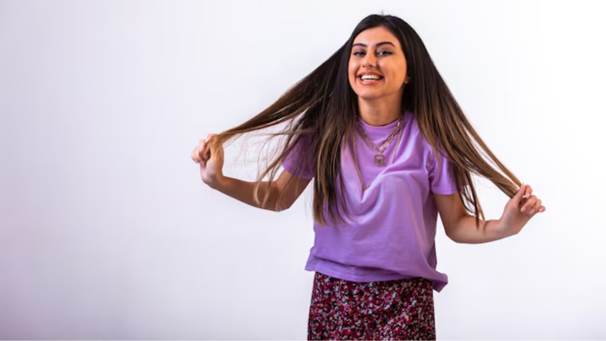 Hair Care Tips: घने और बाउंसी बाल पाने के लिए अपनाएं ये नेचुरल तरीके ...