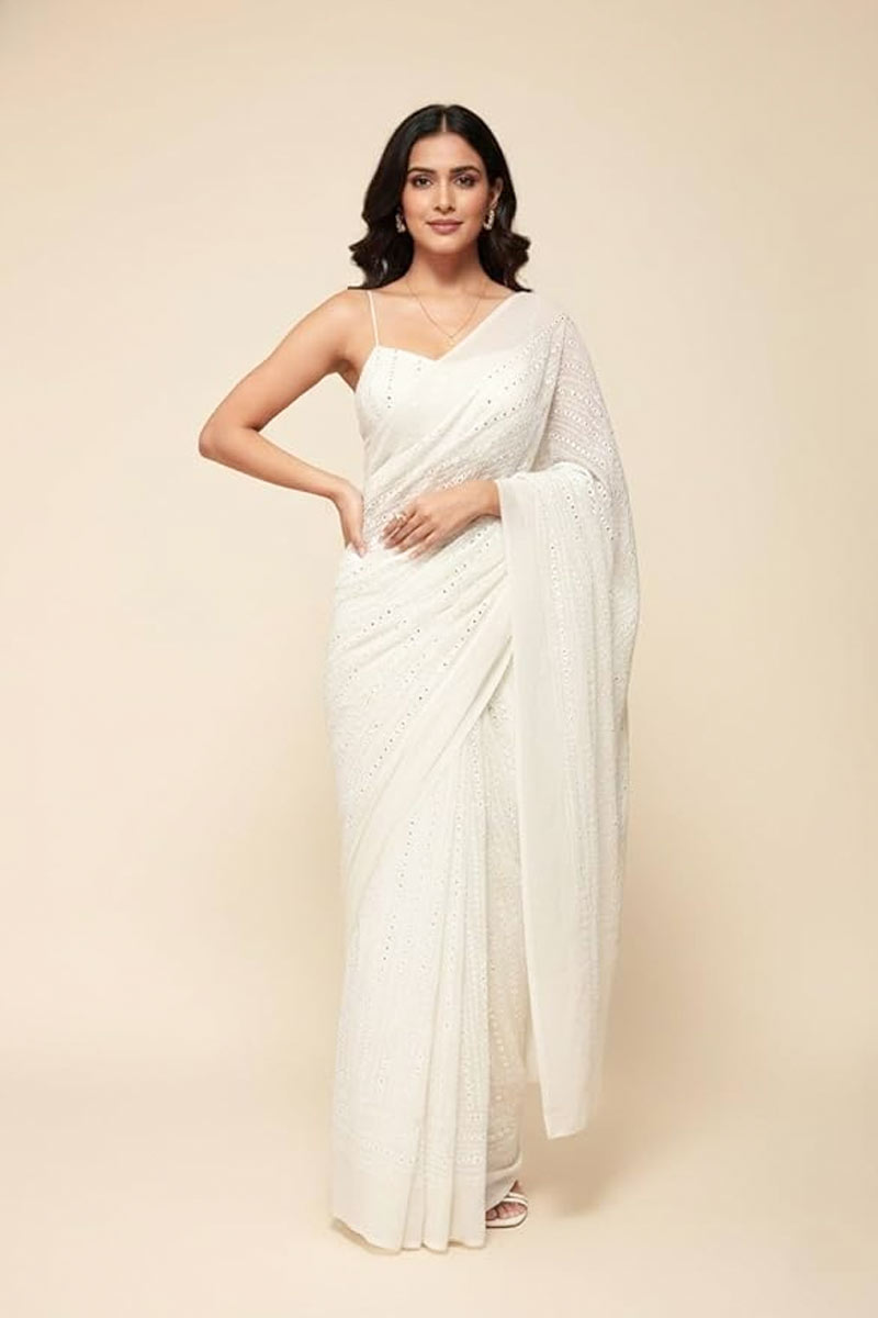 Mirror Work Saree Designs: समर वेडिंग्स और कॉकटेल पार्टी के लिए बेस्ट ...