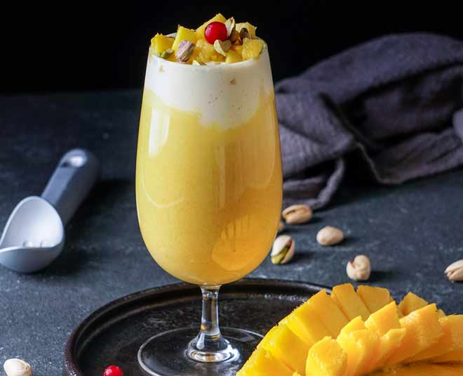 Food Influencer ने बताया Mango Shake बनाने का असली तरीका, स्वाद हो ...