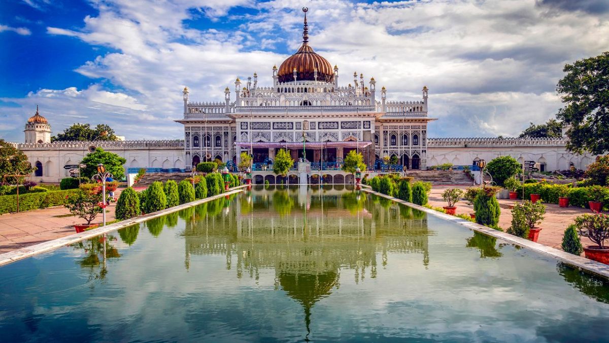 क्या 'लक्ष्मणपुरी' से बना Lucknow, इसकी अंग्रेजी स्पेलिंग में 'Luck ...