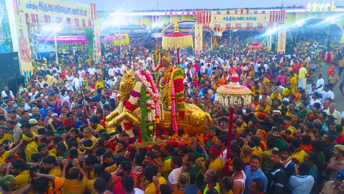 மதுரை மீனாட்சி அம்மன் கோவிலில் கொடியேற்றம் - 12 நாள் சித்திரை திருவிழா ...