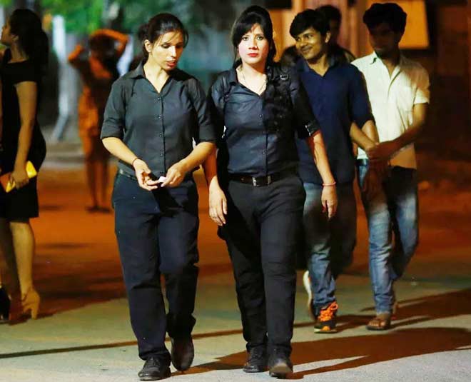 Lady bouncers are taking the responsibility to safeguard women | lady ...