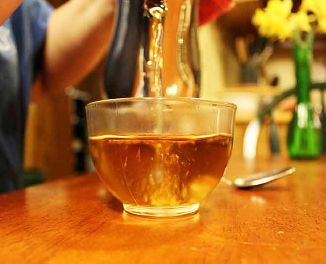 व्हिस्की वाली चाय पीने से सर्दियों में मिलेगी राहत | drinking whiskey ...