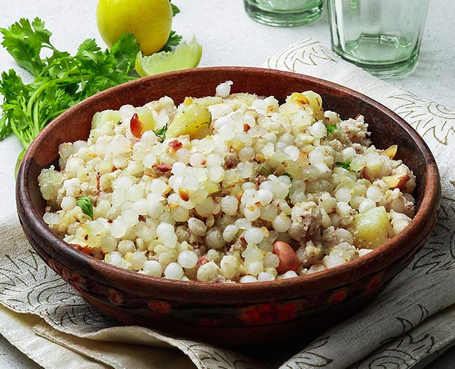 Try This Easy Recipe To Sabudana Khichdi | HerZindagi