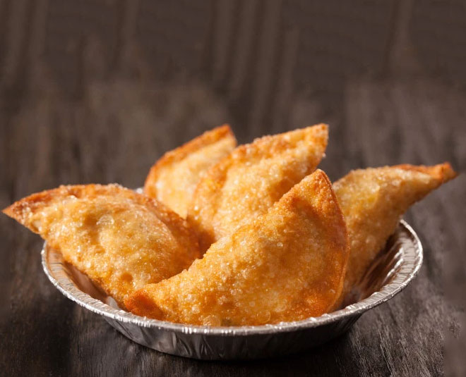 How to make mathri Namkeen: Tips to make mathri Namkeen crispy and ...