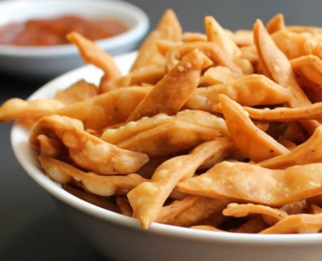 अगर नमकीन नहीं बनती है खस्ता तो आजमाएं ये कुकिंग टिप्स | tips to make ...