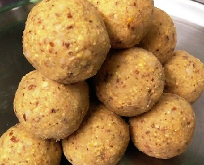 How To Make Bhune Chane Ke Laddu At Home-घर पर बनाएं भुने चने के टेेस् ...