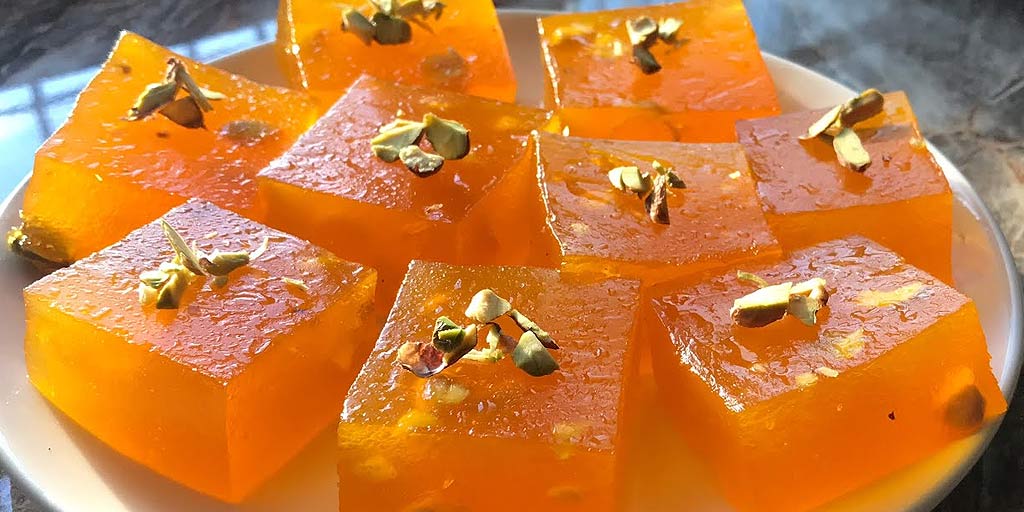 How to Make Custard Powder Halwa Recipe at Home in 10 Minutes-Utsav ...