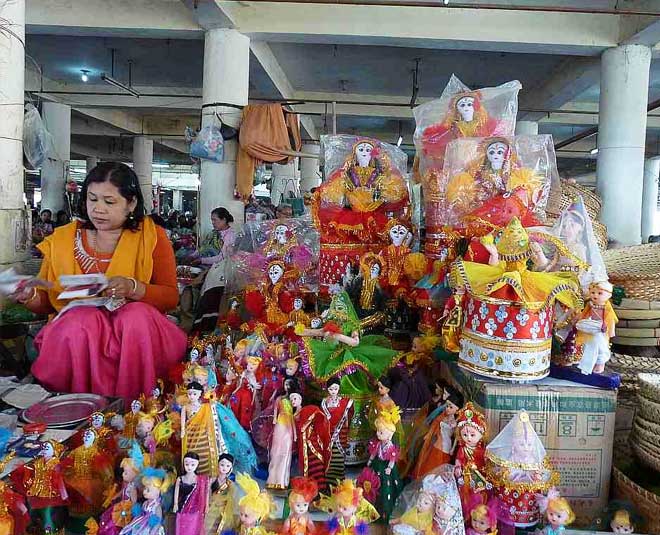 Manipur Ima Keithel 500 Year Old Largest Women Market | Herzindagi