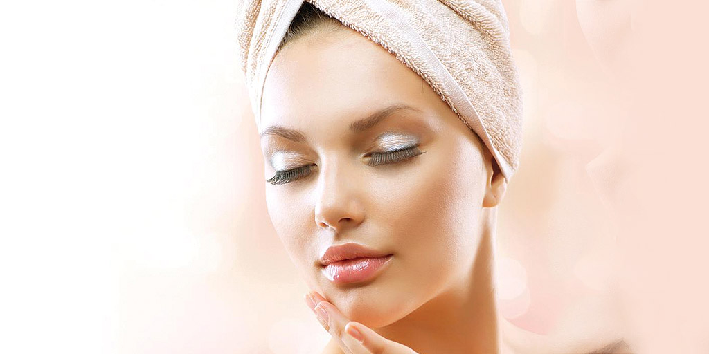 Diamond Facial At Home For Glowing Skin Steps And Benefits-चेहरे पर ...