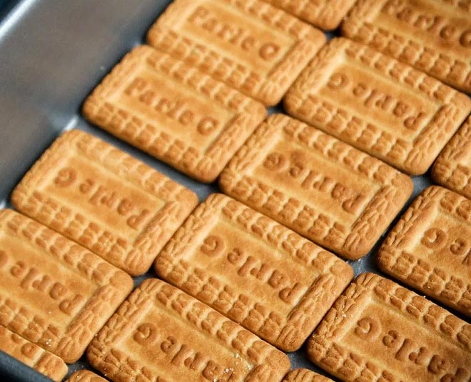 This Parle G Brownie Recipe Will Bring Out The Kid In You! | Herzindagi