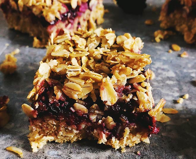 Prepare Delicious Shahtoot Desserts With These Easy Recipes | Herzindagi