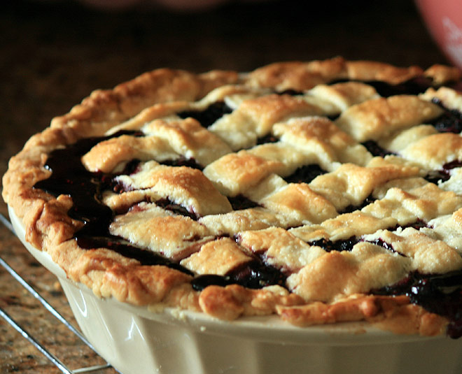 Prepare Delicious Shahtoot Desserts With These Easy Recipes | Herzindagi