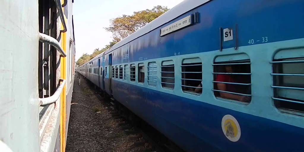 These Tips Will Help You Enjoy A Comfortable Long Train Journey-These ...