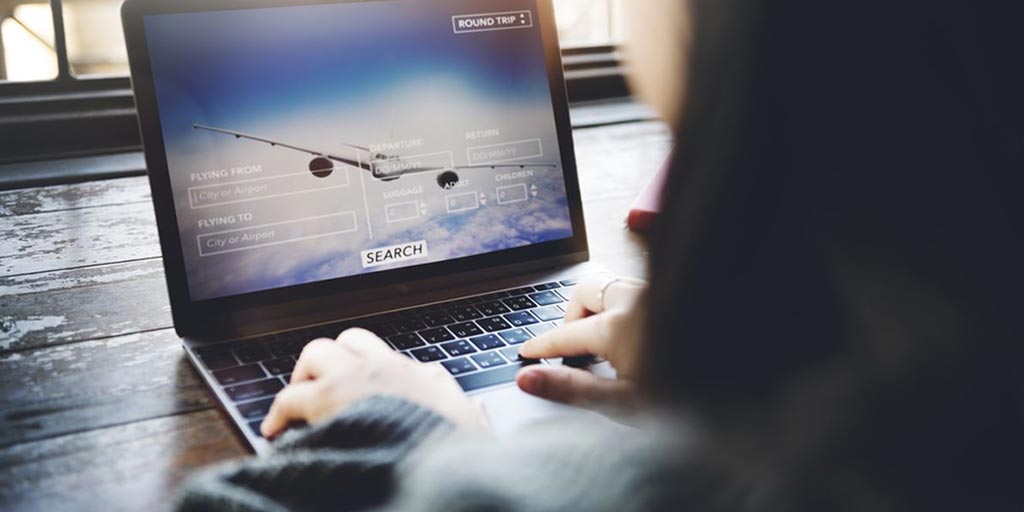 Travel Tips: Things To Keep In Mind While Making Bookings Online ...