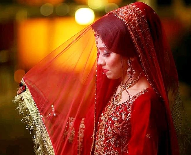 Women Should Come Out Of Their Veil And Play Constructive Role In ...