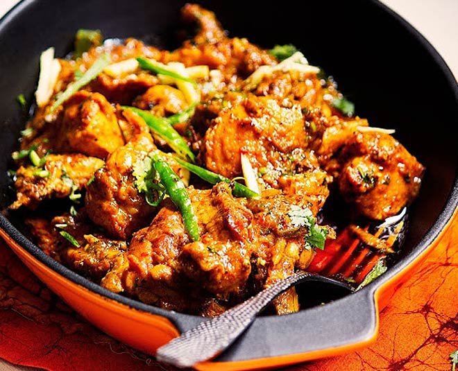 How To Cook Adraki Chicken At Home-घर पर बनाएं लजीज अदरकी चिकन, जानें ...