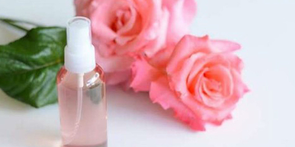9 Different Uses Of Gulab Jal Or Rose Water-गुलाब जल हल कर सकता है आपकी ...