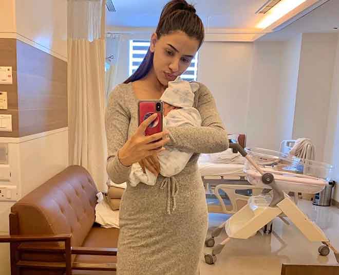 Television Actress Smriti Khanna Reveals How She Lost Post-Pregnancy ...