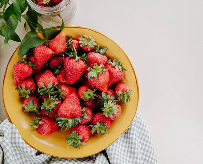 Before Or After Meals? Know When Is The Best Time To Eat Fruits ...