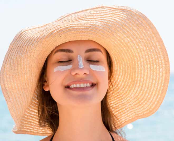 Tips To Safely Apply Sunscreen Around The Eye Area In Hindi | tips to ...