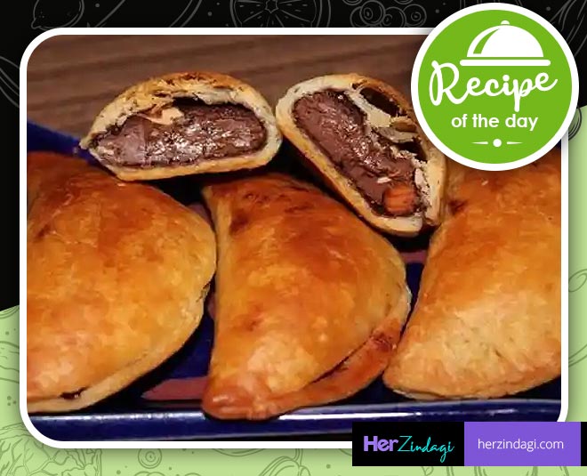 Celebrate Holi 2020 With This Super Easy Recipe Of Chocolate Gujiya ...