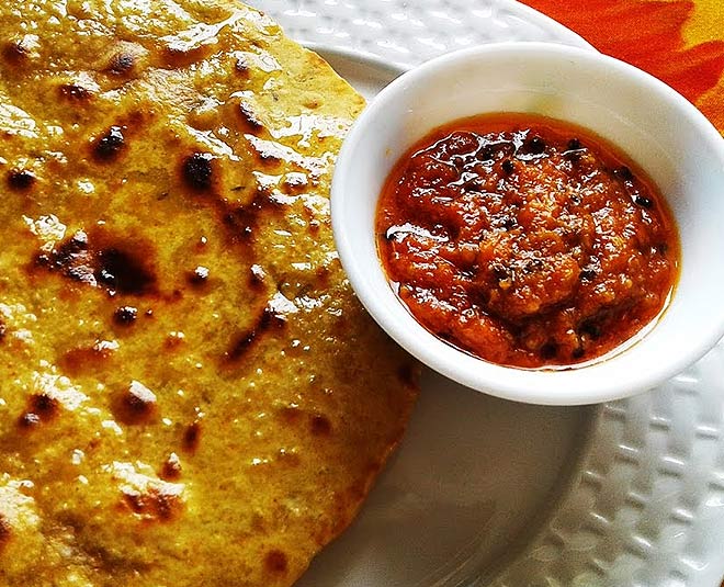 15 Minute Recipe Of Homemade Tasty Jaggery Garlic Chutney -Chutney ...