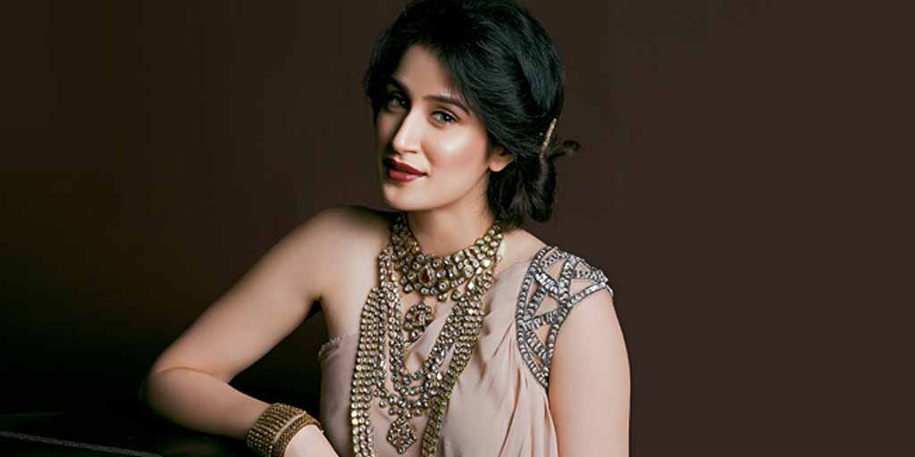 Sagarika Ghatge Bollywood Actress Belongs To Royal Family Know 5 ...