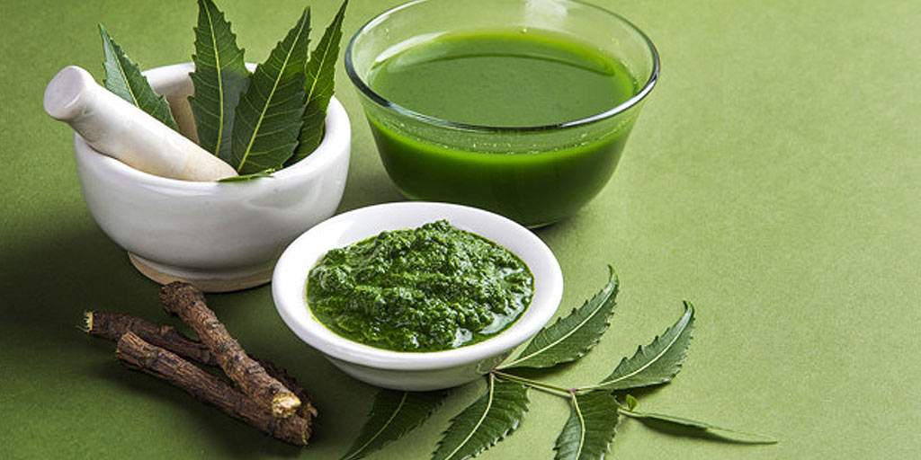 Amazing Health Benefits of Neem Water Bathing -गर्मियों में पानी में ...