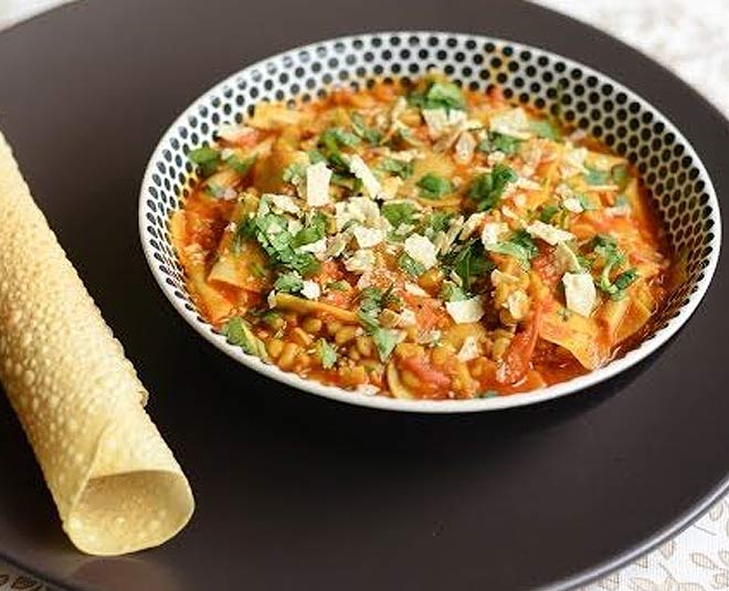 Try Delicious Papad Ki Sabji With Family -Papad Ki Sabji: Try This Easy ...