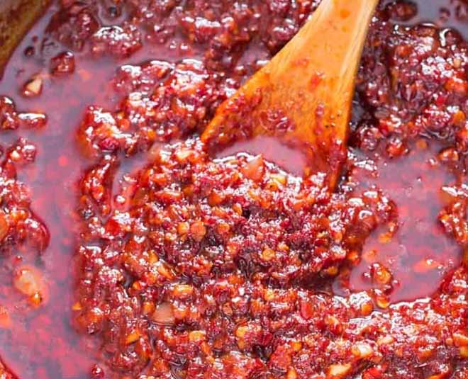 This Easy To Make, Spicy Schezwan Chutney Is The Perfect Dip-This Easy ...