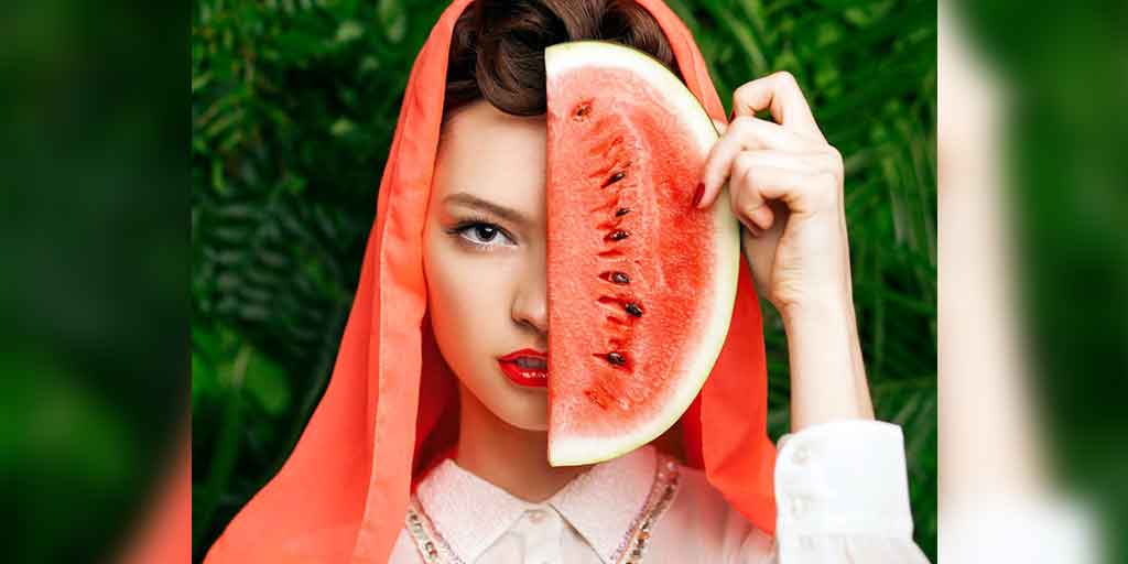 4 DIY Watermelon Face Masks That Your Skin Will Love This Summer-4 DIY ...
