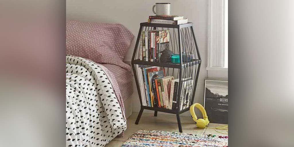 Know How You Can Use Your Book Collection As a Part Of Your Home Decor ...