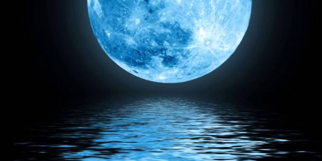 What Will Be The Effect Of Blue Moon On Zodiac Signs In Hindi-Expert ...