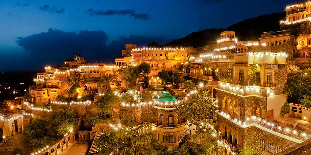 You Must Visit These Places Of Neemrana In Hindi | you must visit these ...