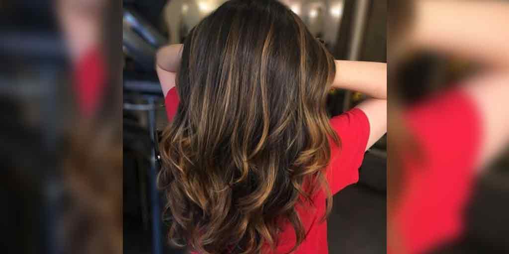 Hair Hack DIY Hair Highlights By Using Plastic Bag -Hair Hack: पॉलीथीन ...