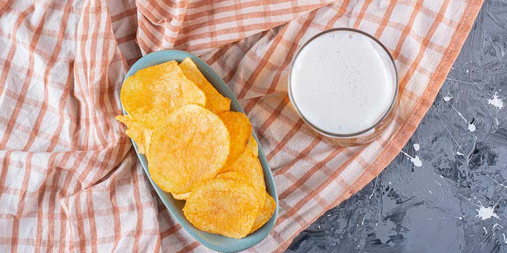 Delicious Chips Options with Evening Tea in Hindi-शाम की चाय के साथ ...