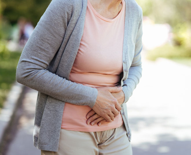 4 Signs for Upset Stomach | 4 signs for upset stomach | Herzindagi