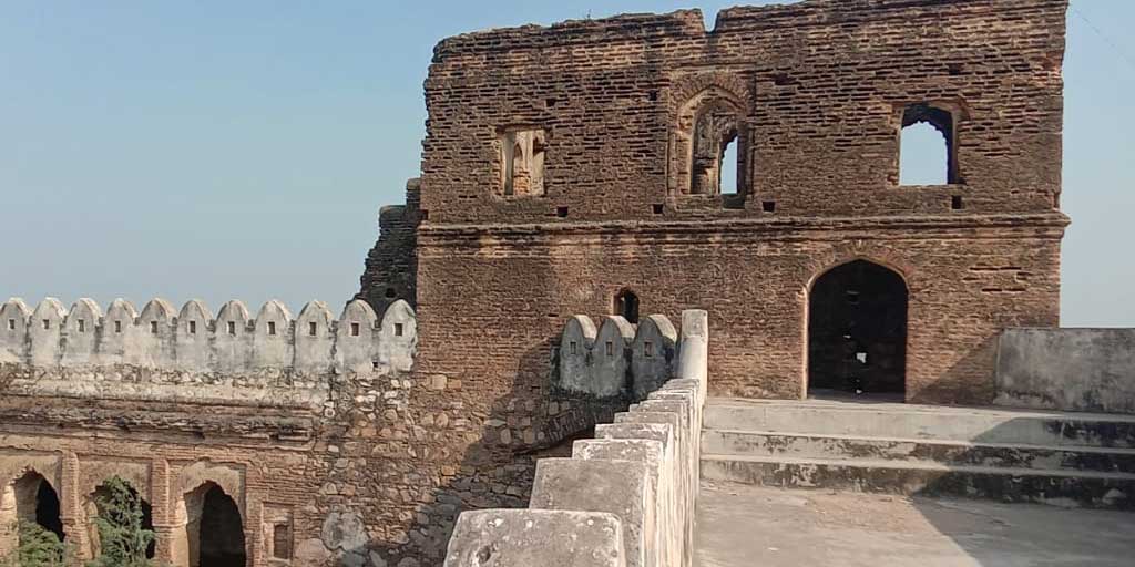Interesting Facts About Bhuragarh Fort In Hindi-भूरागढ़ किले पर क्यों ...