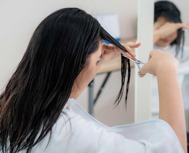 Make Your Front Hair Stylish By Cutting Bangs Yourself At Home | Herzindagi