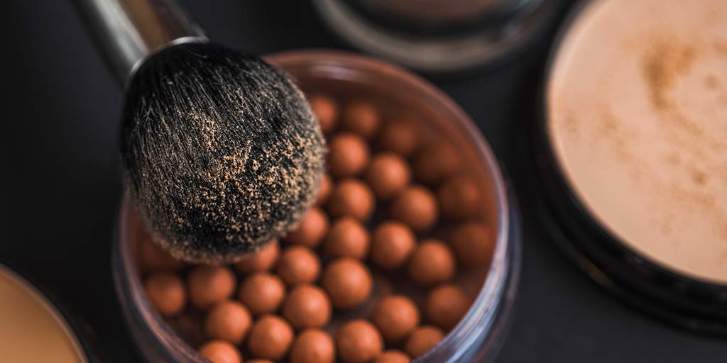 What Is A Bronzer And Why It Needs To Be In Your Beauty Closet?-What Is ...