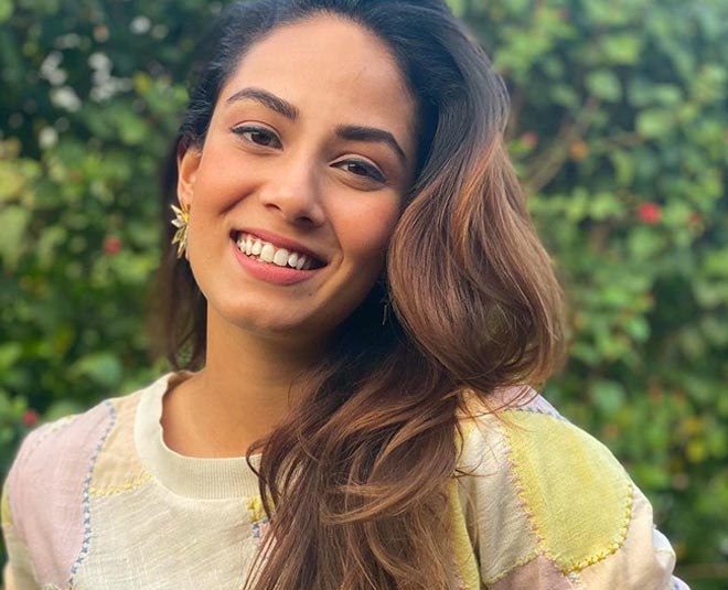 Mira Rajput Uses DIY Masks And Oils For Glowing Skin In Hindi | mira ...