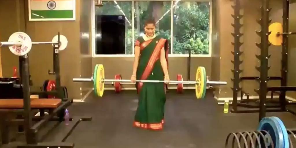 Dr.Sharvari Inamdar - The Woman Who Lifts Weights In A Saree- Dr ...