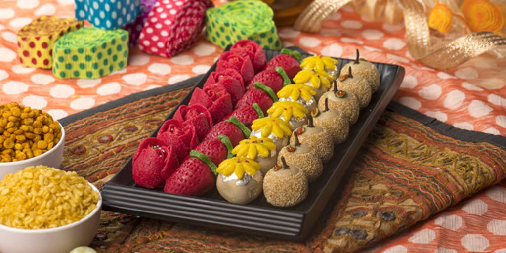 Holi 2021: You Must Relish These Expert-Suggested Sweets & Dishes This ...