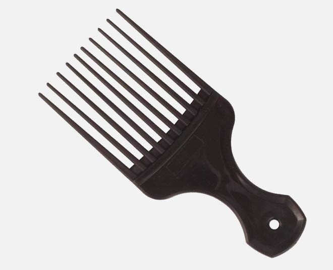Know About Some Essential Care Tools For Women With Curly Hair In Hindi ...