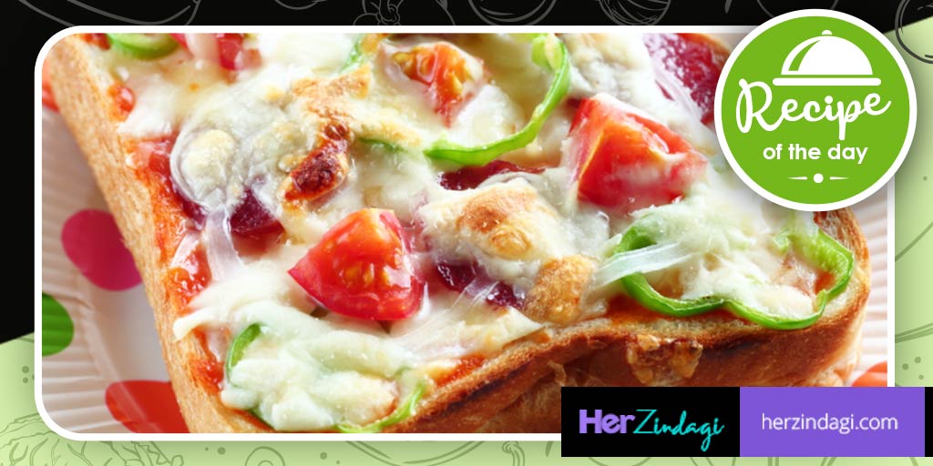 How to Make Mini Bread Pizza at Home